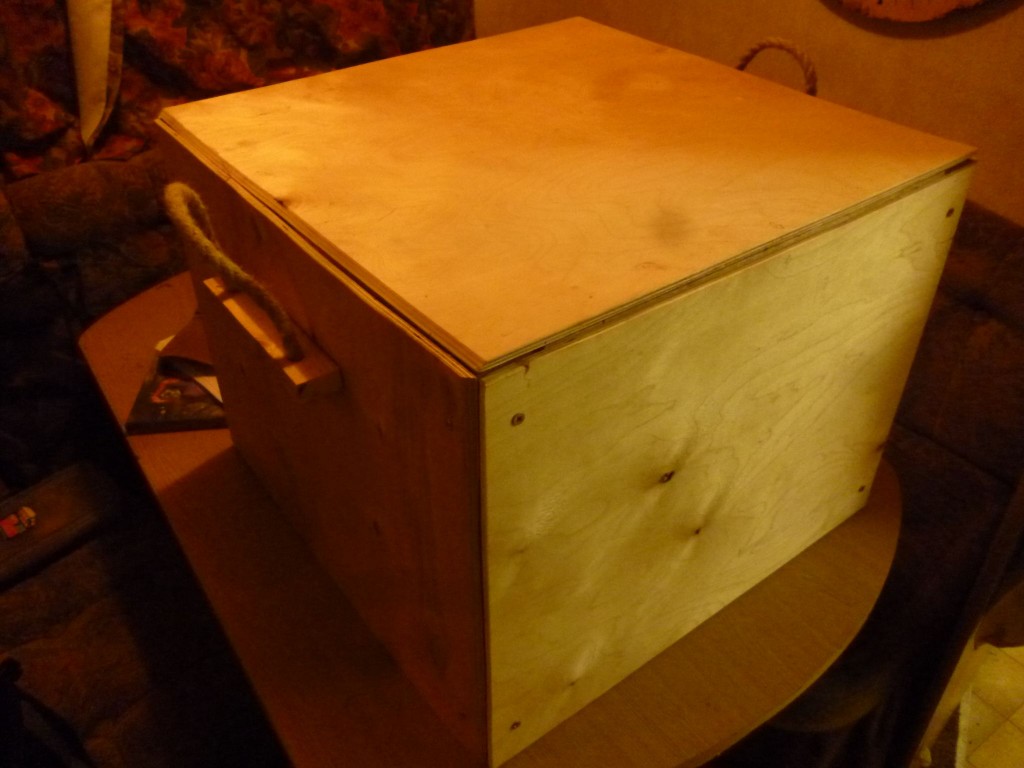 Making and using a Hay Box to cook in – Woodland Ways Blog – Bushcraft ...