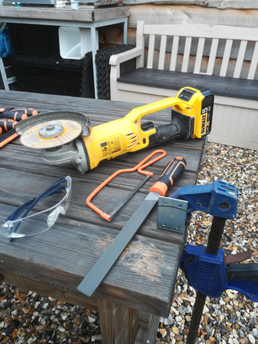 Making a budget hide scraper – Woodland Ways Blog – Bushcraft and Survival